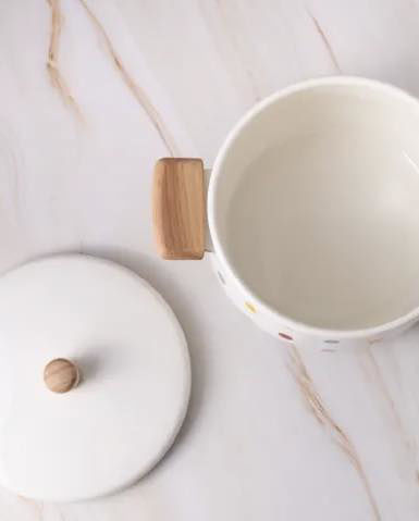 The Beautiful. Japanese style cooking pot